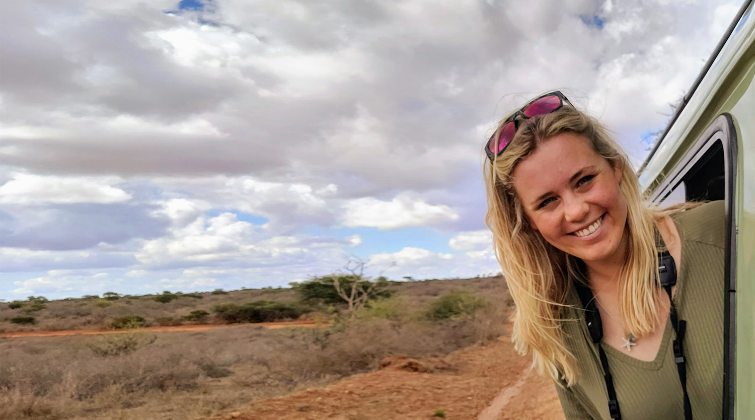 Amy Turner - Helping Rhinos : Helping Rhinos